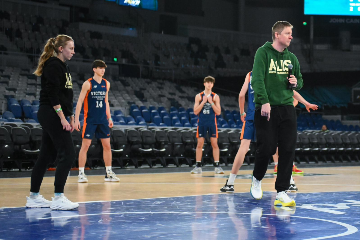 Ford Aussie Hoops Coach of the Year gets Opals experience