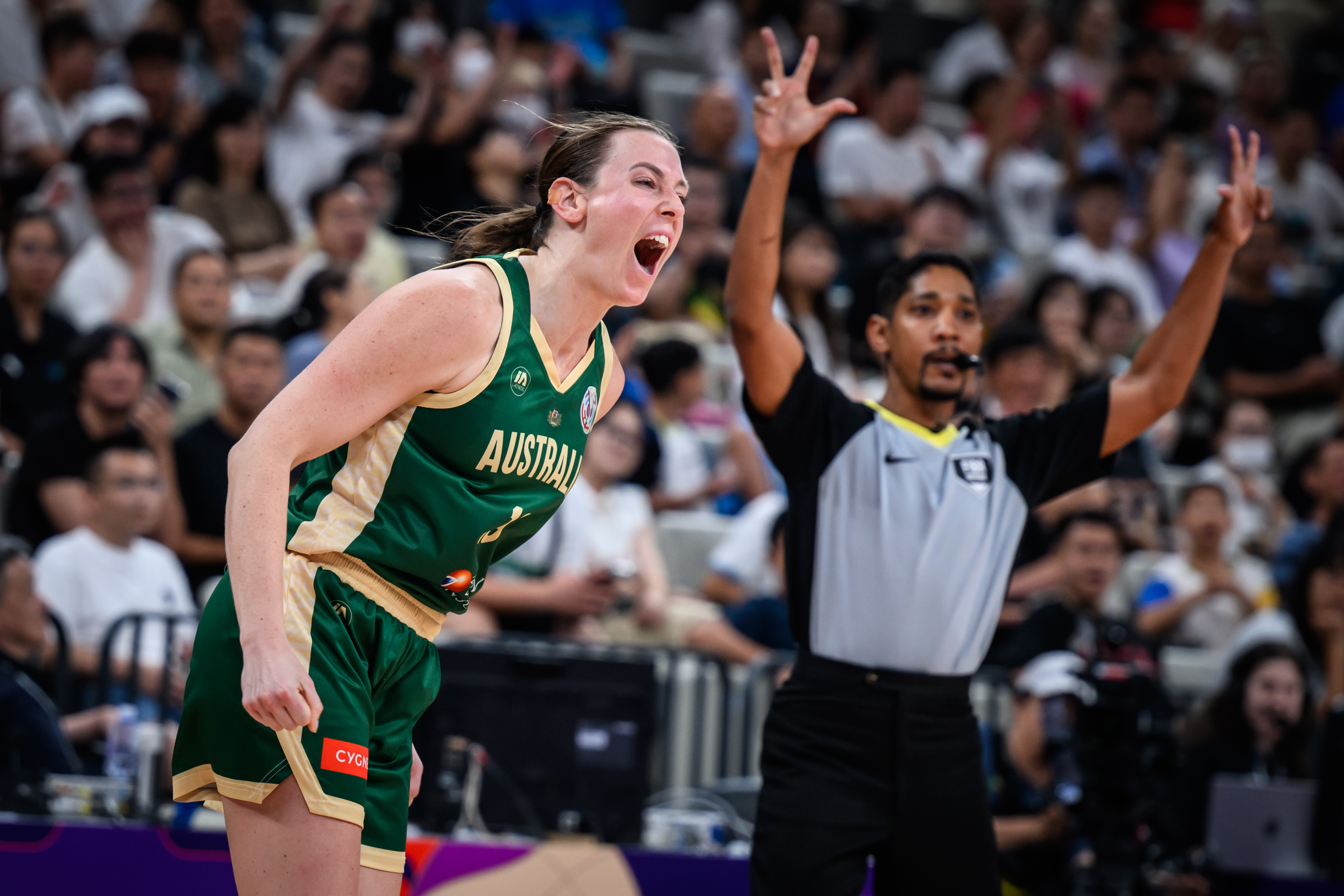 Australia rally back to reach Semi-Finals